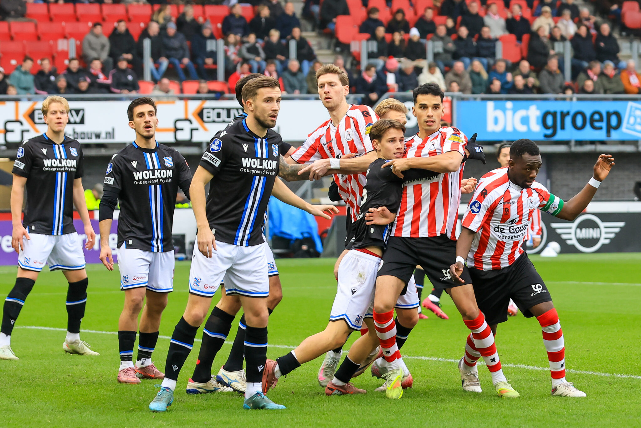 Sparta Rotterdam thuis niet opgewassen tegen sterk sc Heerenveen